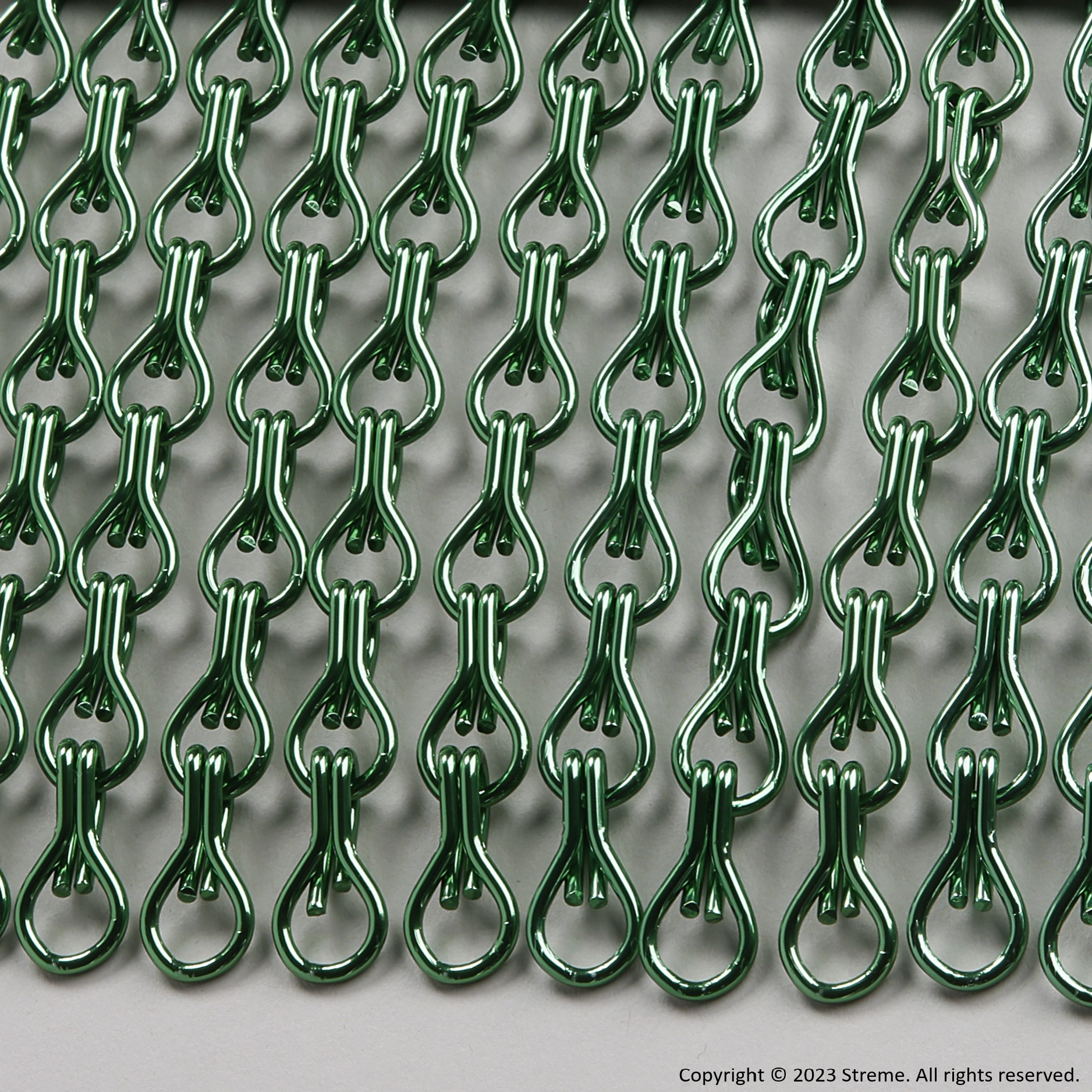 Aluminium link chain store